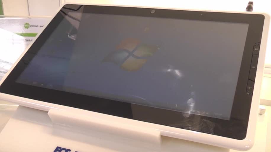 ECS ElitePad S10-I Windows 7-Tablet mit Intel Atom "Oak Trail"